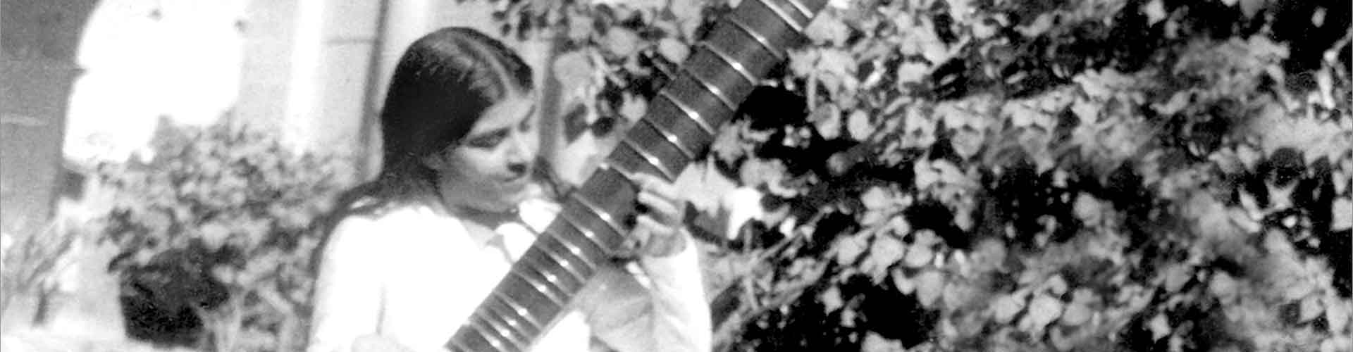 Lesson to learn from the life story of Mama during crisis - yothwing